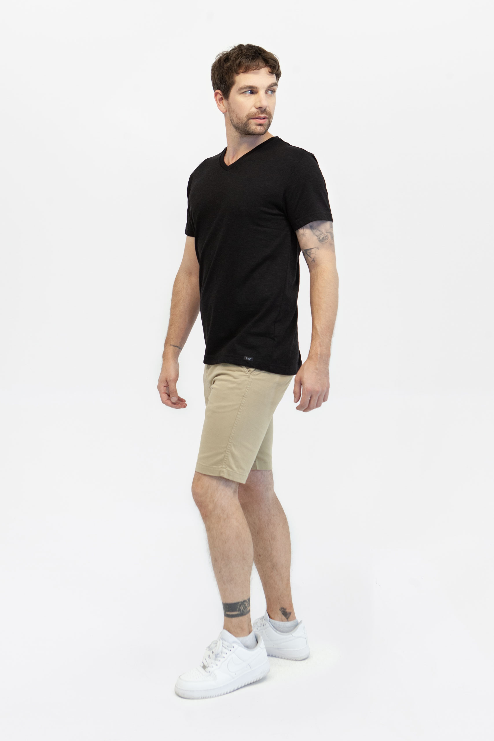 Camiseta hombre regular v neck negro fw5 - LEE Ecuador